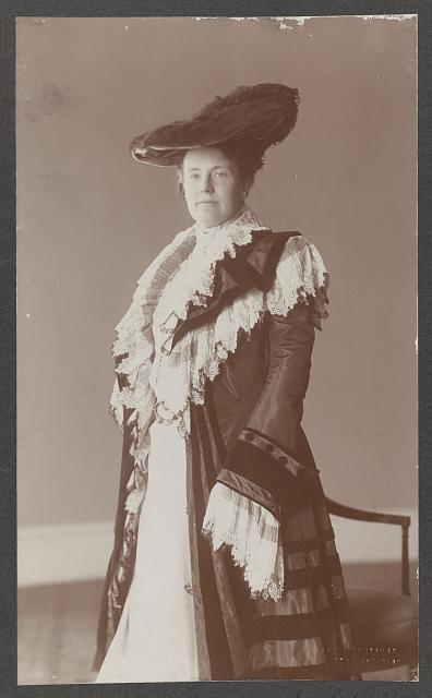 edith 1903-2 – The History Mom